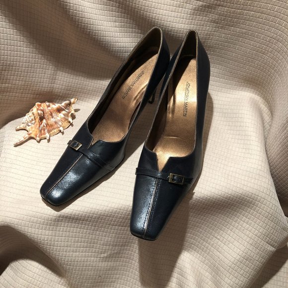 jonathan martin | Shoes | Jonathan Martin Black Pumps Size 95 Medium ...